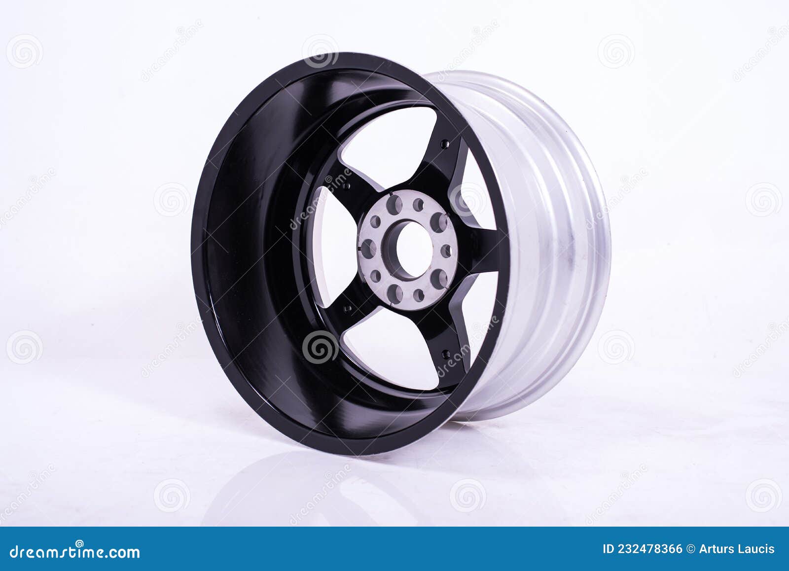 BMW E34 M5 Style 21 Throwing Star 17 Alloy Wheels Stock Photo - Image ...
