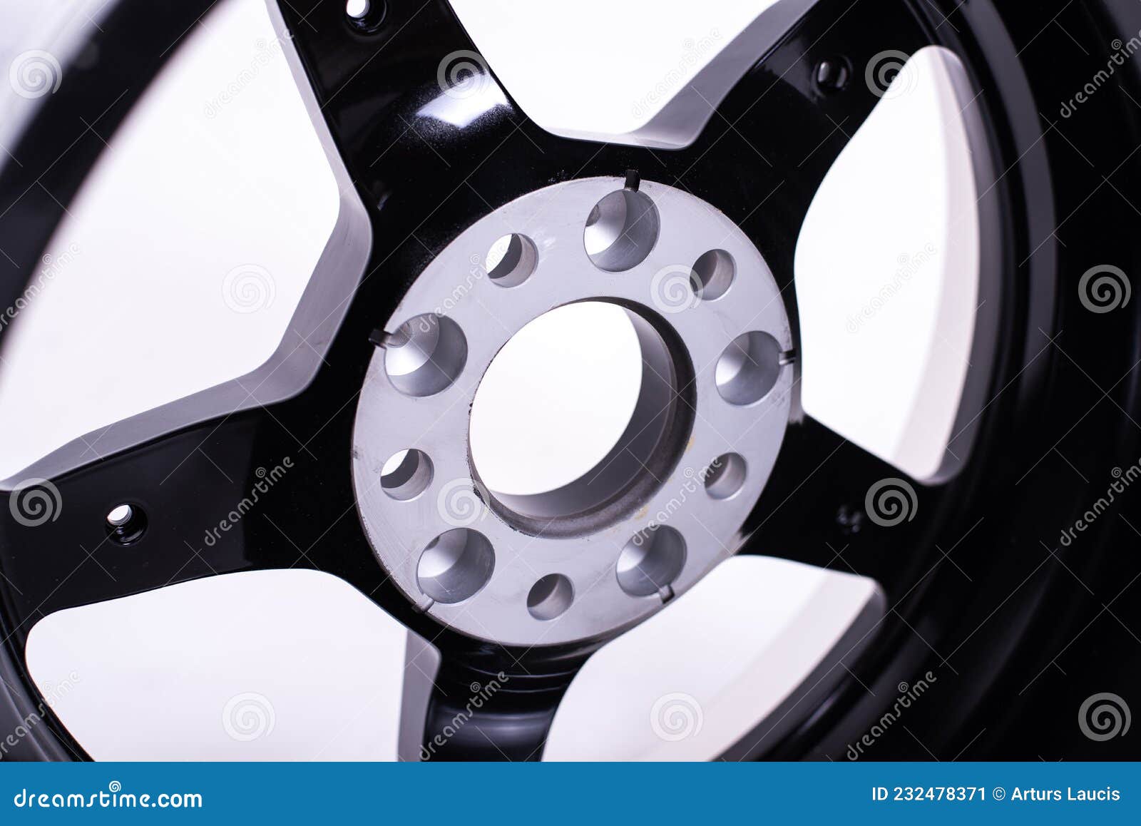 BMW E34 M5 Style 21 Throwing Star 17 Alloy Wheels Stock Image - Image ...