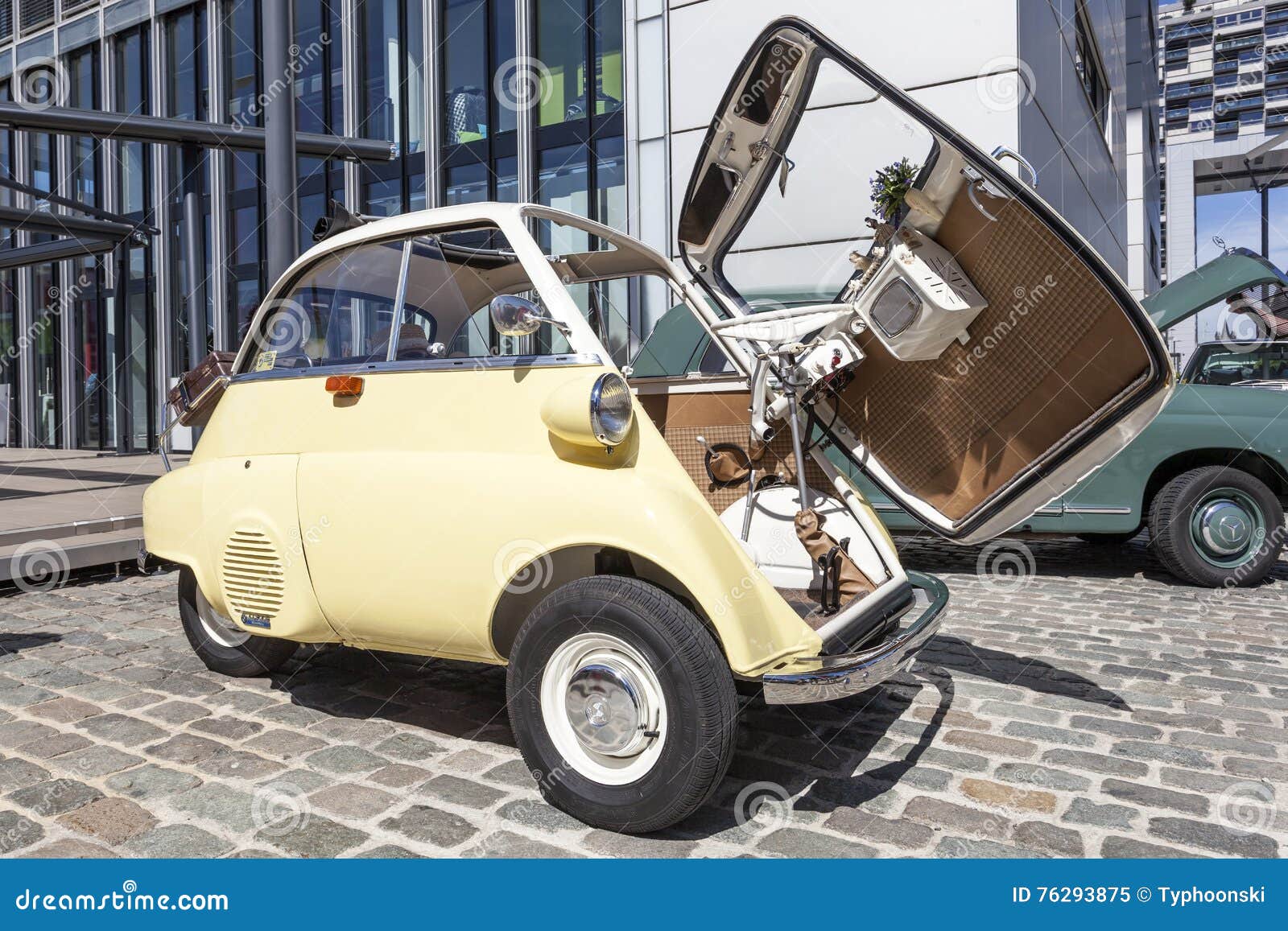 BMW 300 Isetta image éditorial. Image du allemagne, allemand - 76293875