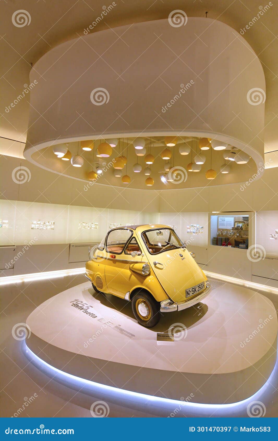 BMW Isetta 250 (1955) editorial photography. Image of major - 301470397
