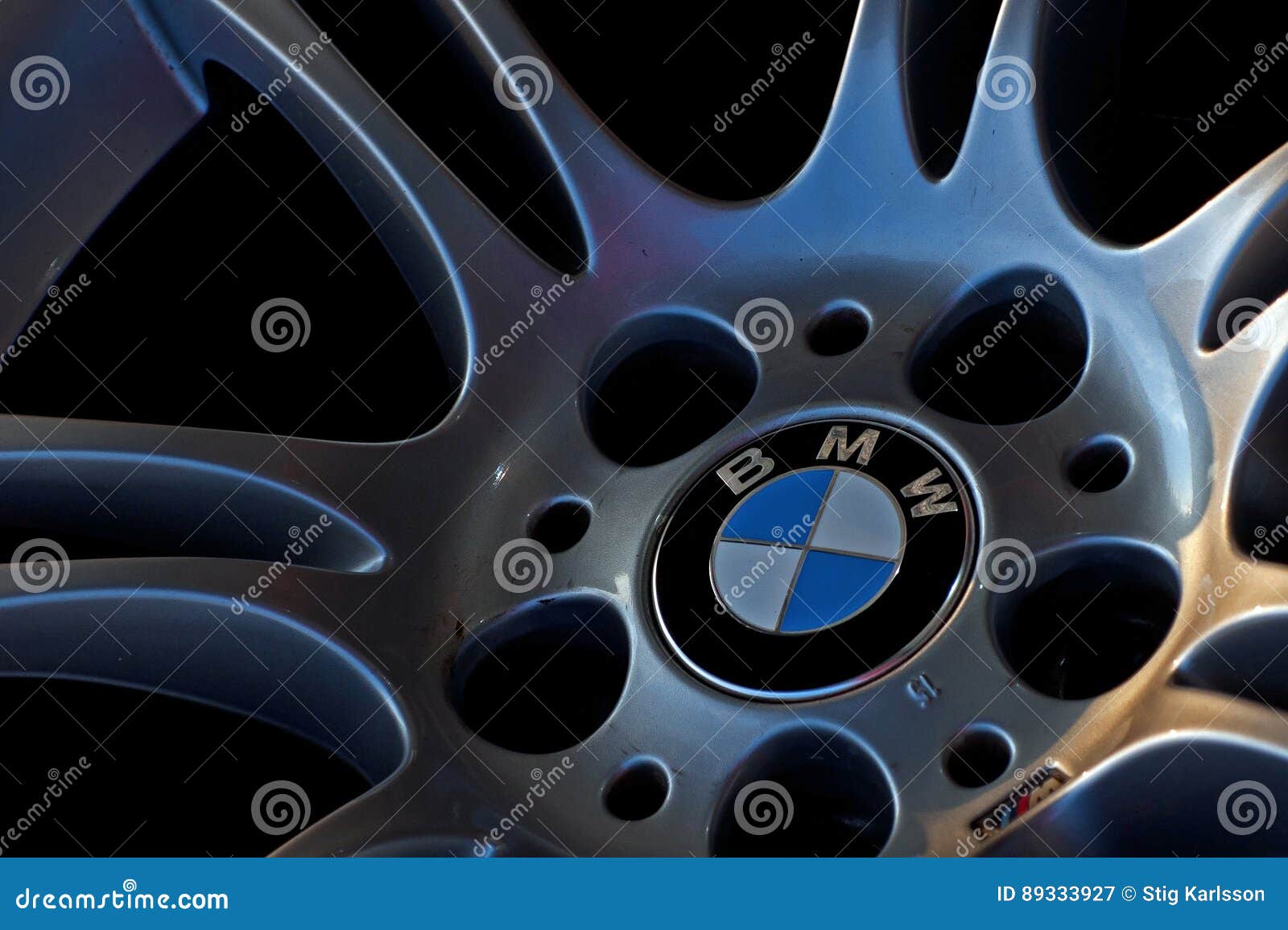 Bmw logo on the wheel editorial photography. Image of industry - 89333927