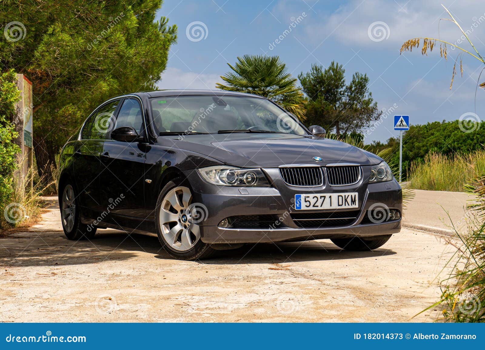 BMW 3 Series E90 330i Sparkling Graphite at the Mountain Editorial ...