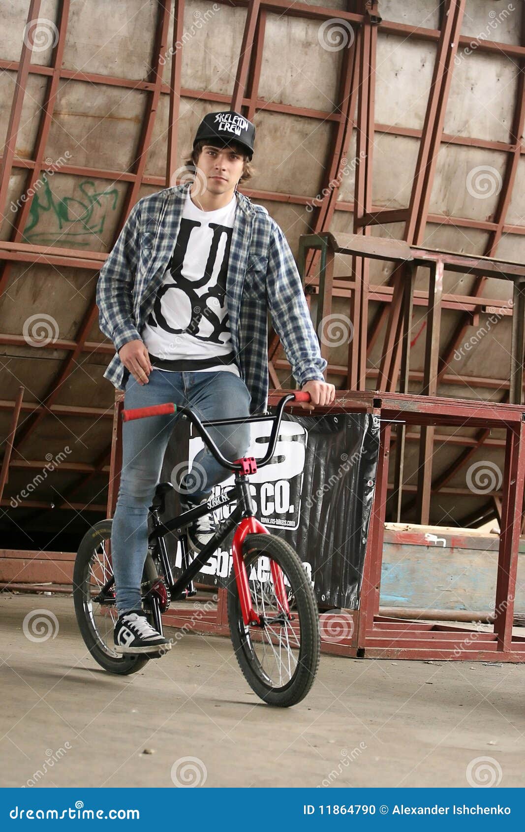 Bmx rider. editorial image. Image of lifestyle, bike - 11864790