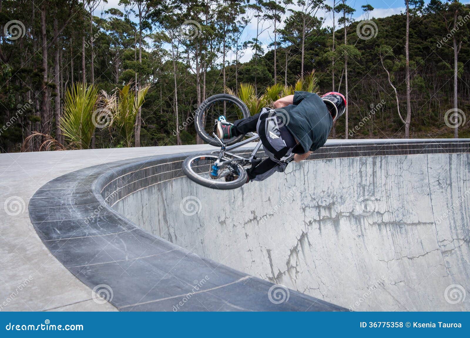 BMX rider editorial stock photo. Image of technique, bowl - 36775358