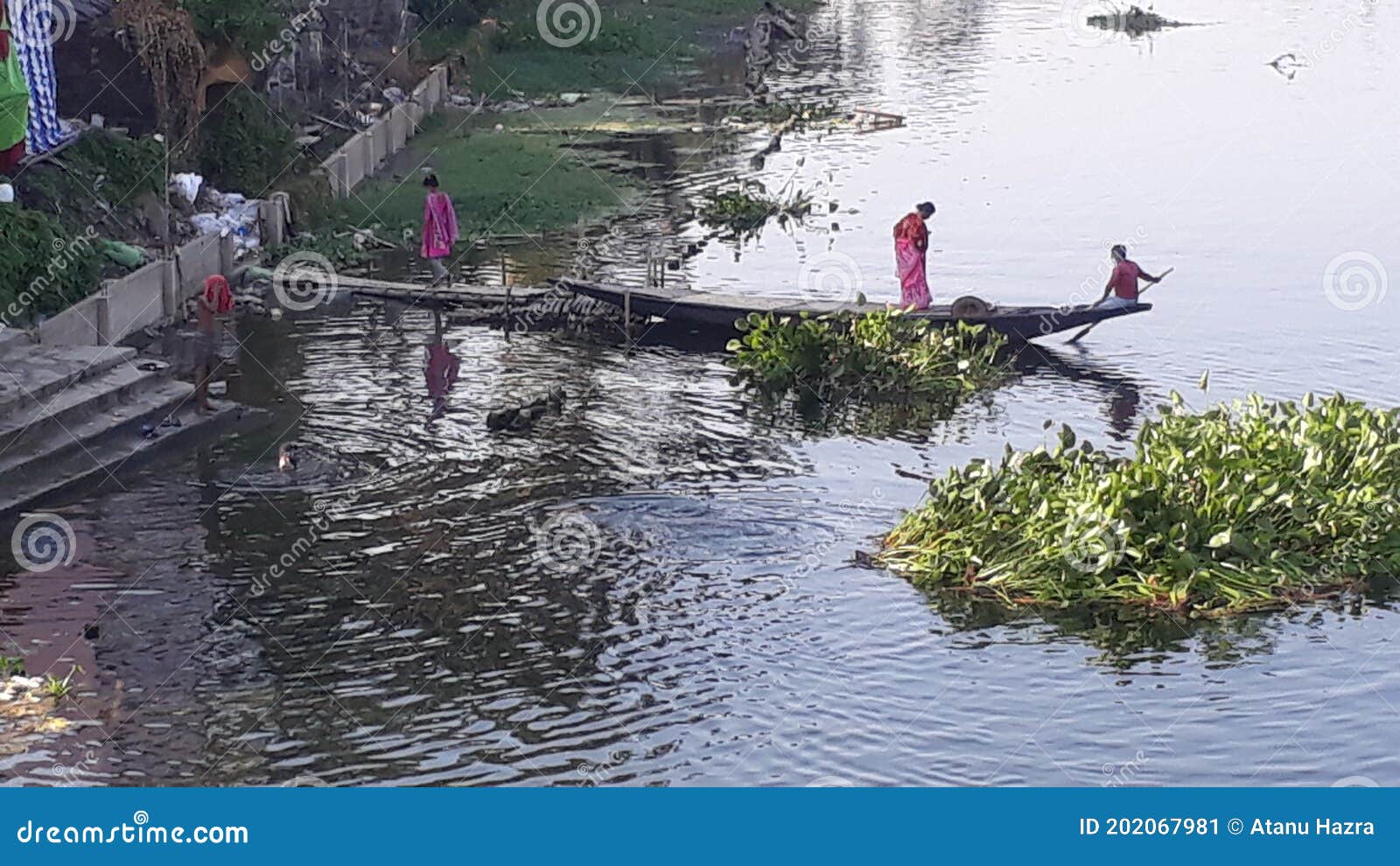 Boad on river editorial photo. Image of water, nature - 202067981