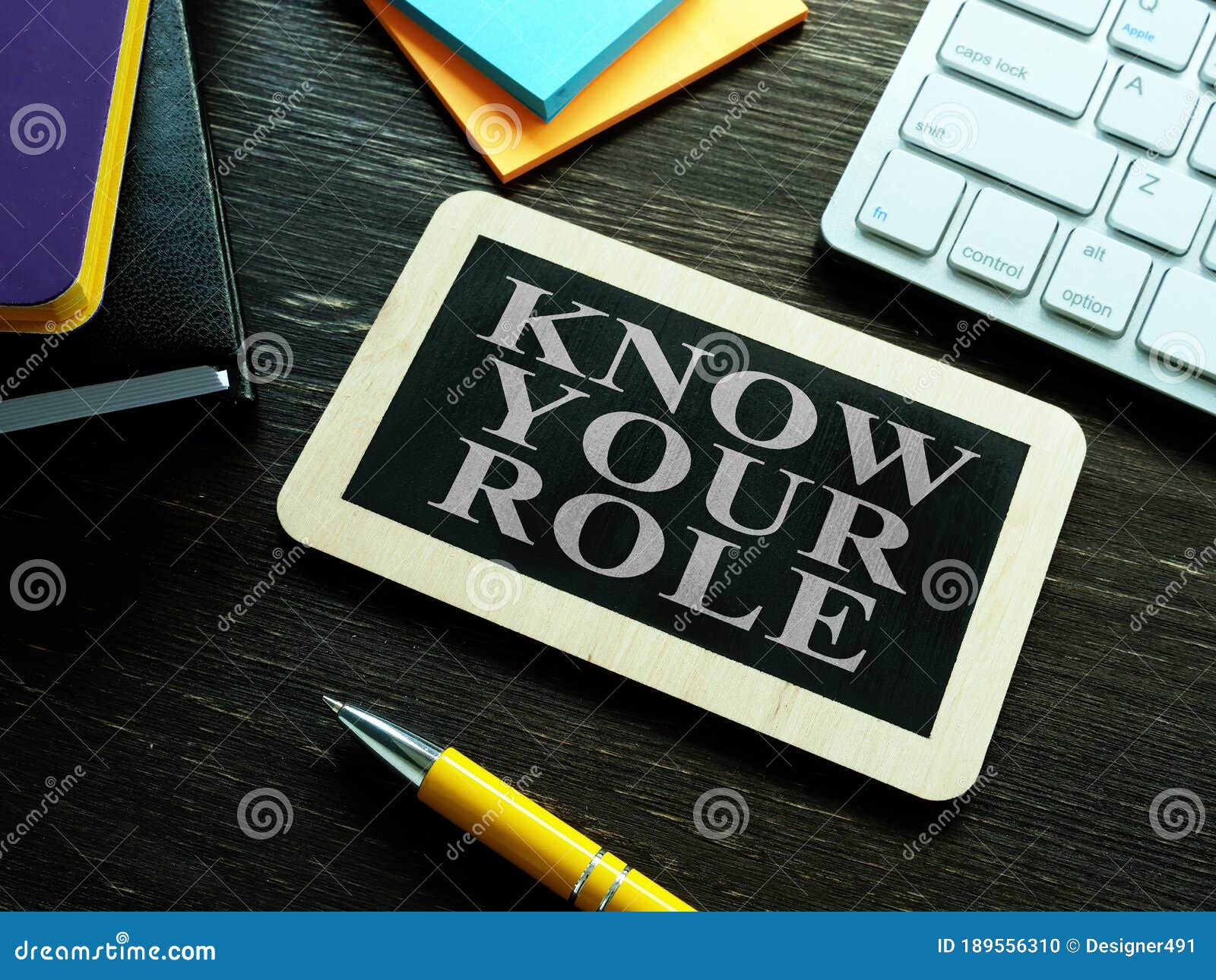 Board with Memo Know Your Role. Stock Photo - Image of corporate, role ...