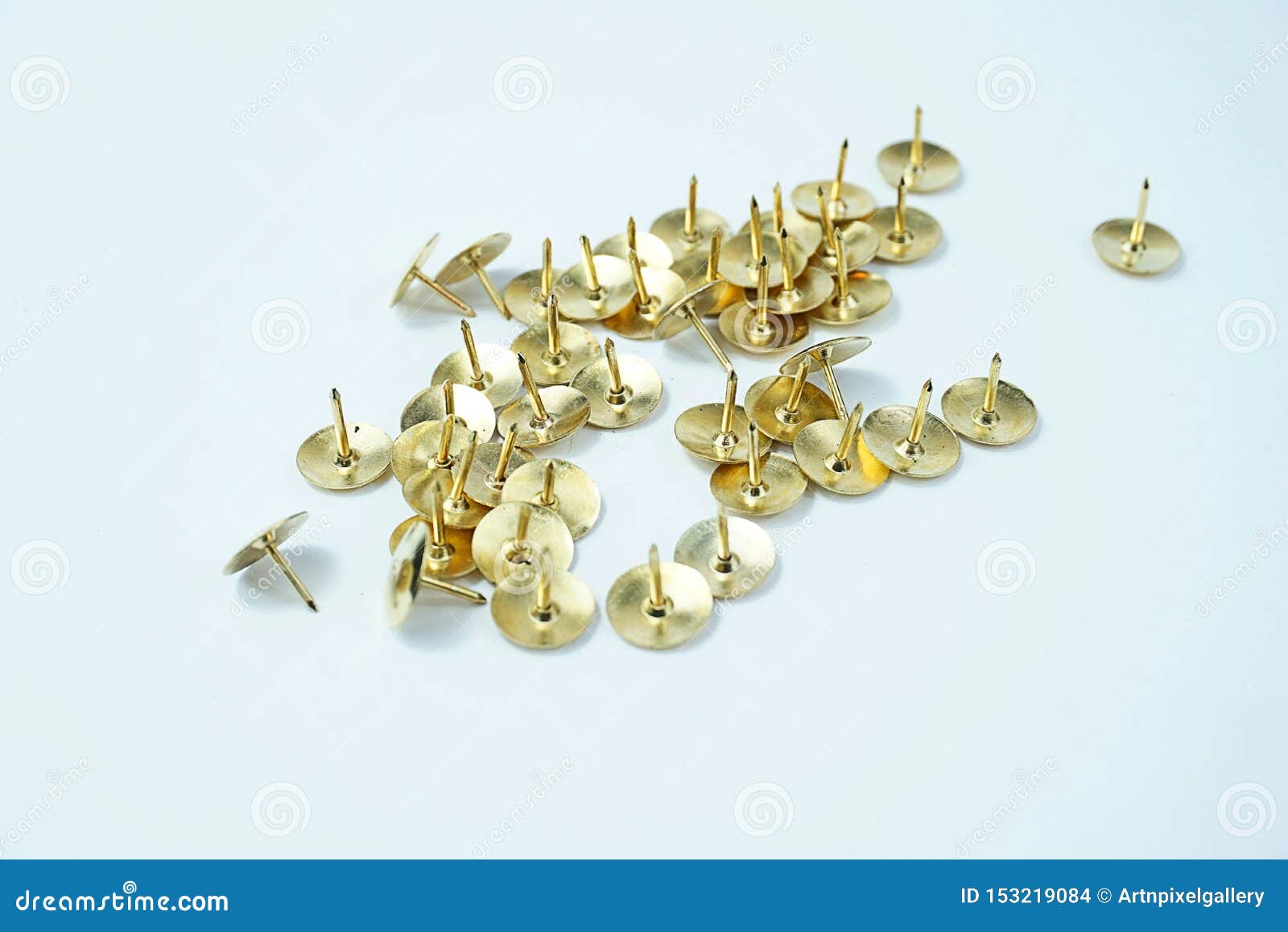 Board Pins Royalty-Free Stock Photography | CartoonDealer.com #50541125