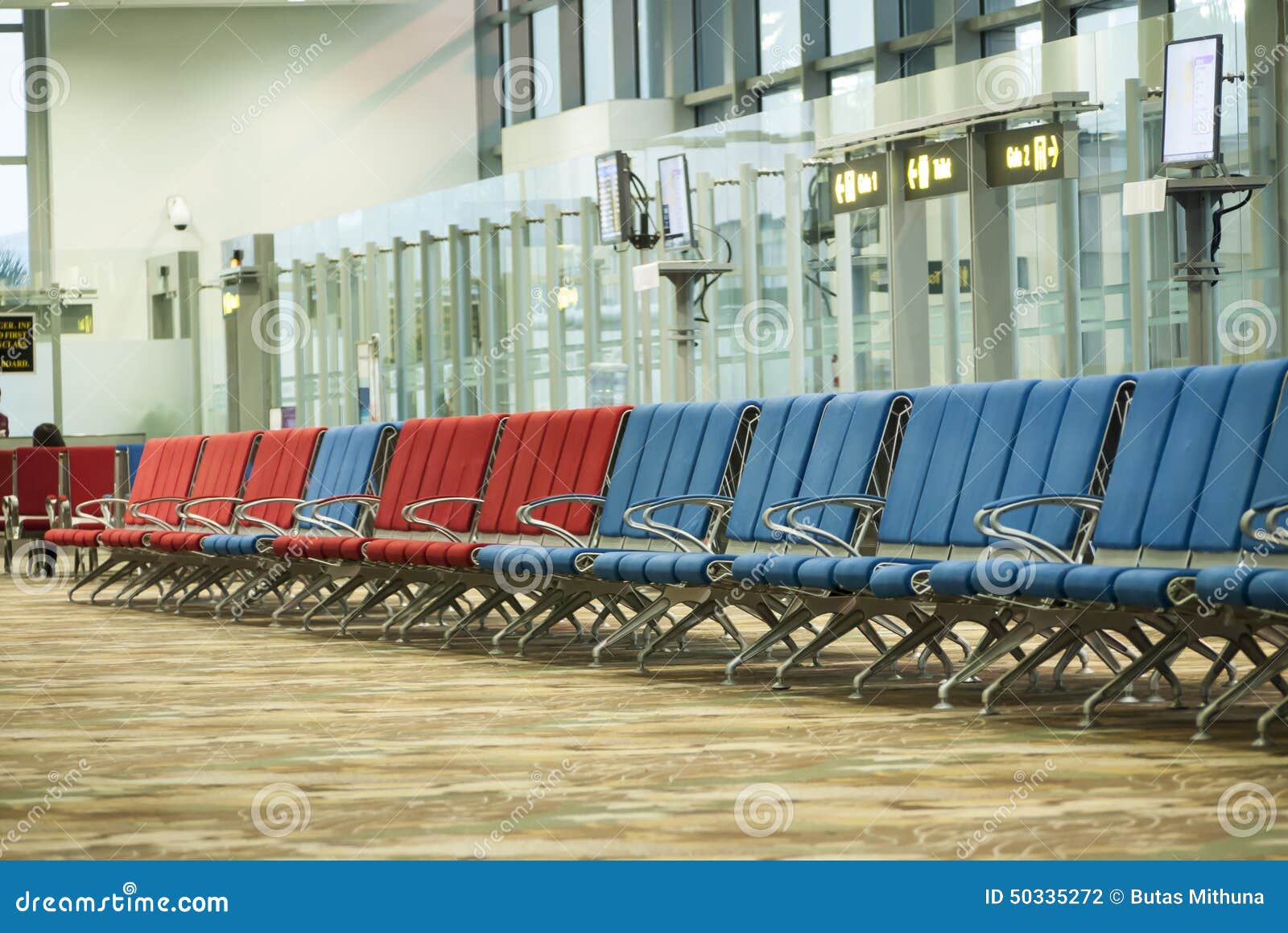 Boarding gate waiting area stock photo. Image of blue - 50335272