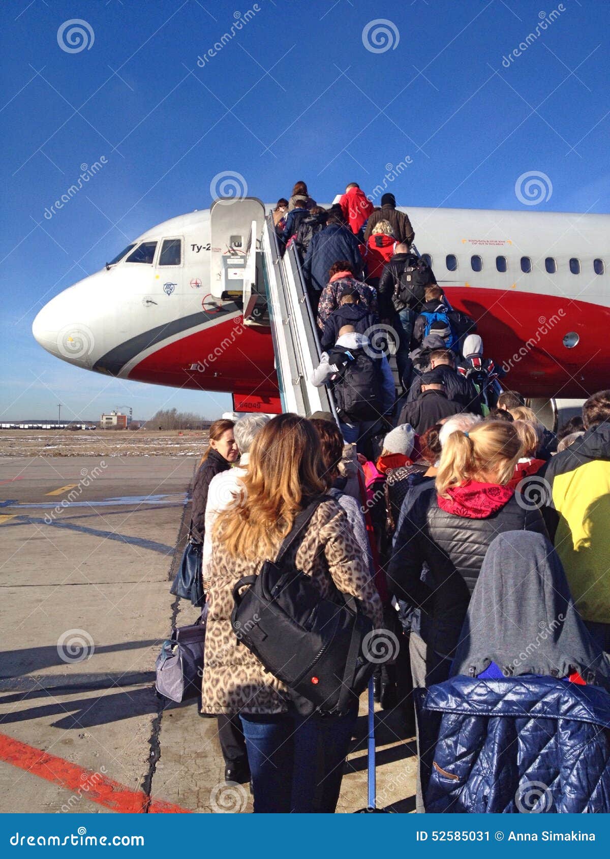 Boarding on the plane editorial photo. Image of boarding - 52585031