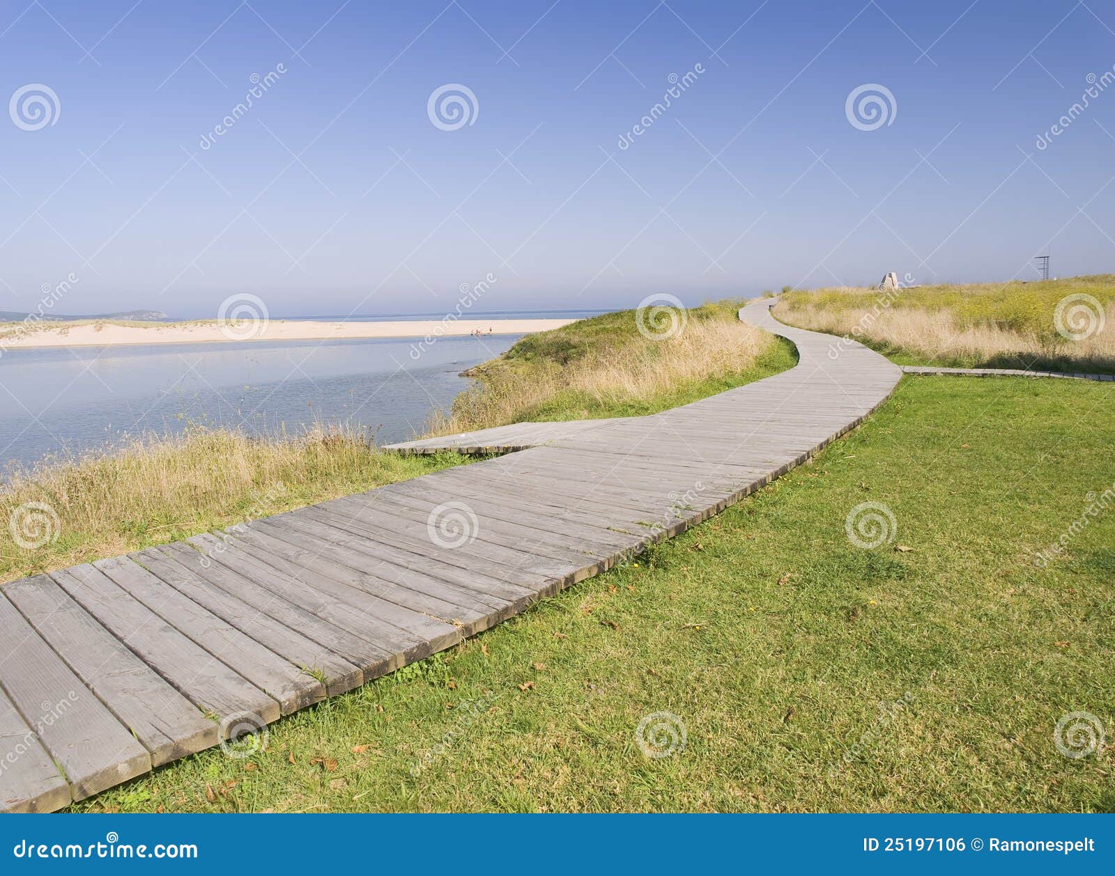 Diagonal Boardwalk Royalty-Free Stock Image | CartoonDealer.com #87698542