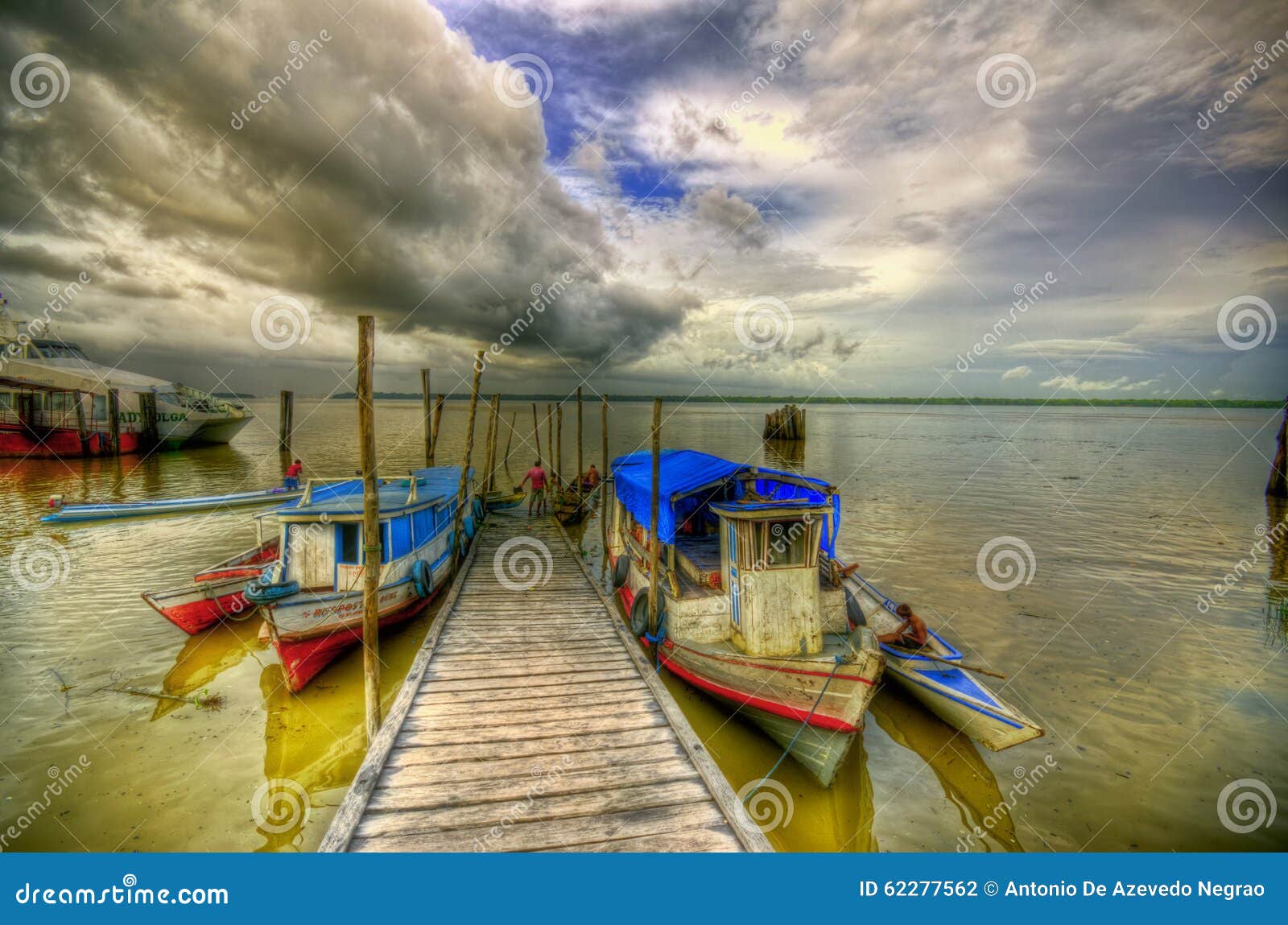 Boat on the Amazon editorial photography. Image of wooden - 62277562