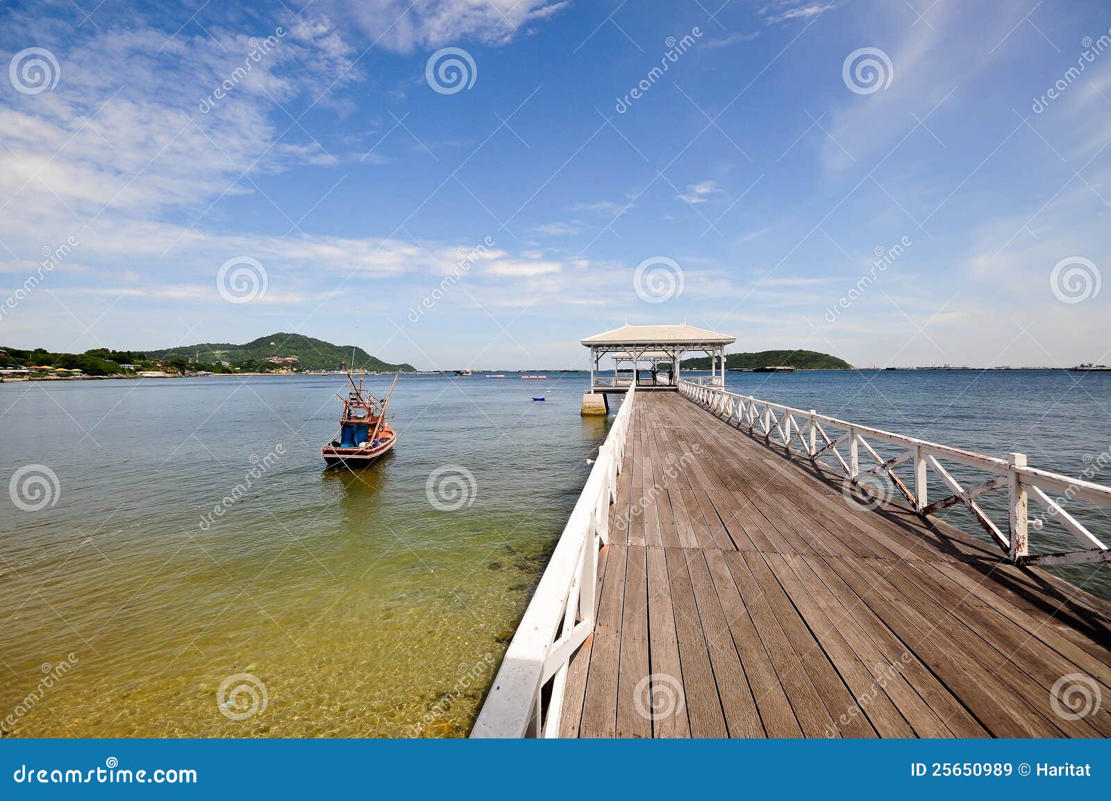 A boat and the bridge stock image. Image of island, vacation - 25650989