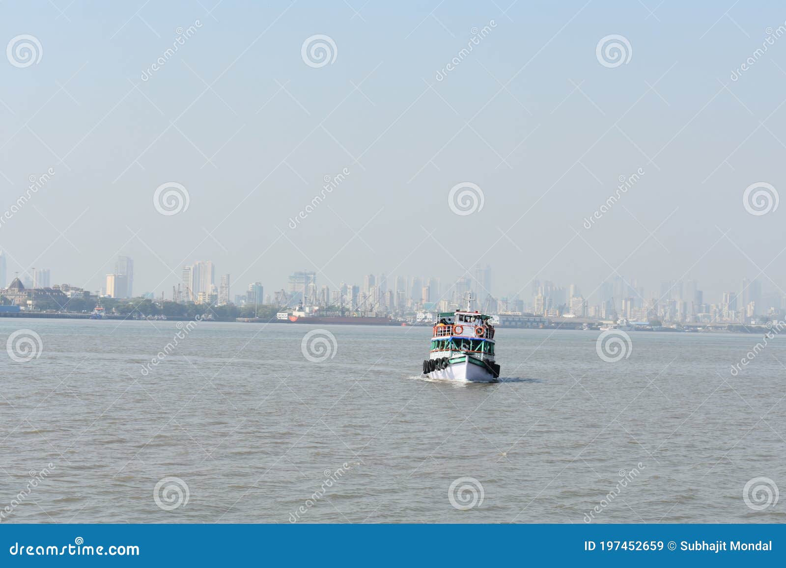 A Boat Coming Straight Towards Us Editorial Stock Image - Image of ...