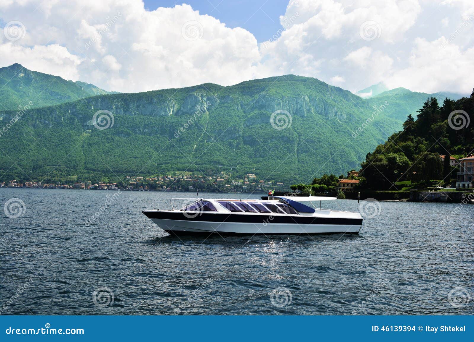 A Boat at Como Lake in Italy Stock Photo - Image of nature, bellagio ...