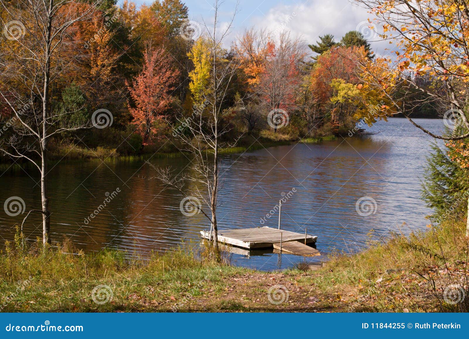 Boat Dock in Lake during Fall Season Stock Image - Image of colors ...