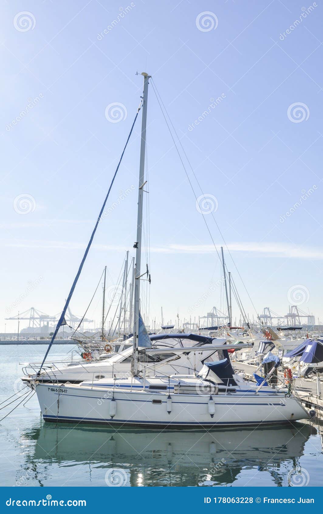 Boat at the dock editorial stock photo. Image of britain - 178063228