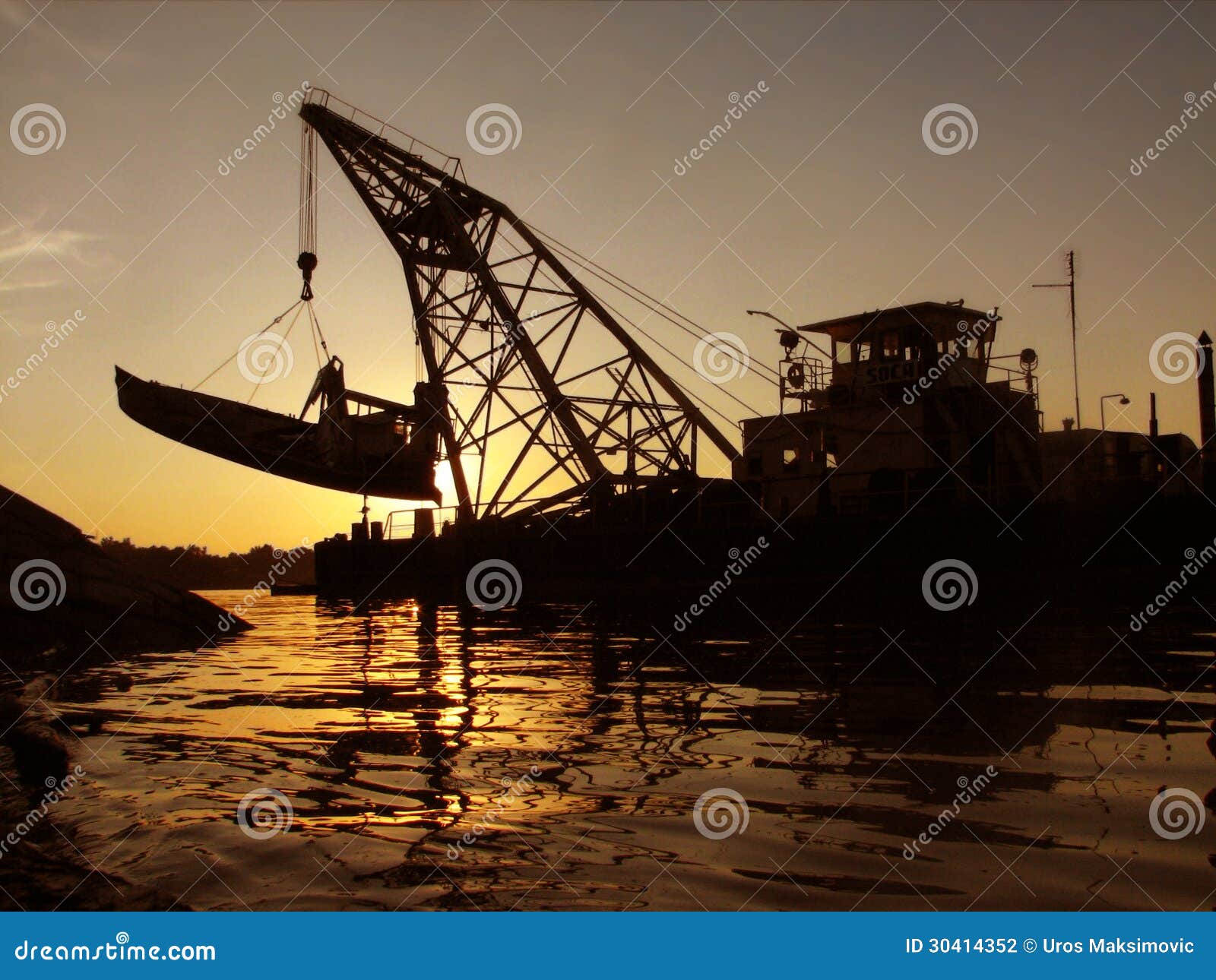 Boat extraction stock photo. Image of ship, water, sunken - 30414352