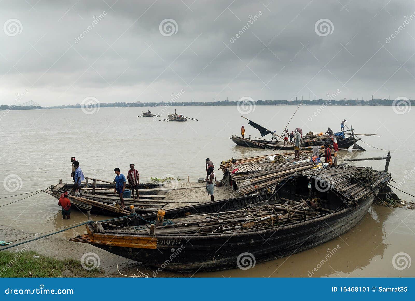 Boat on the Ganga river editorial photo. Image of bengal - 16468101