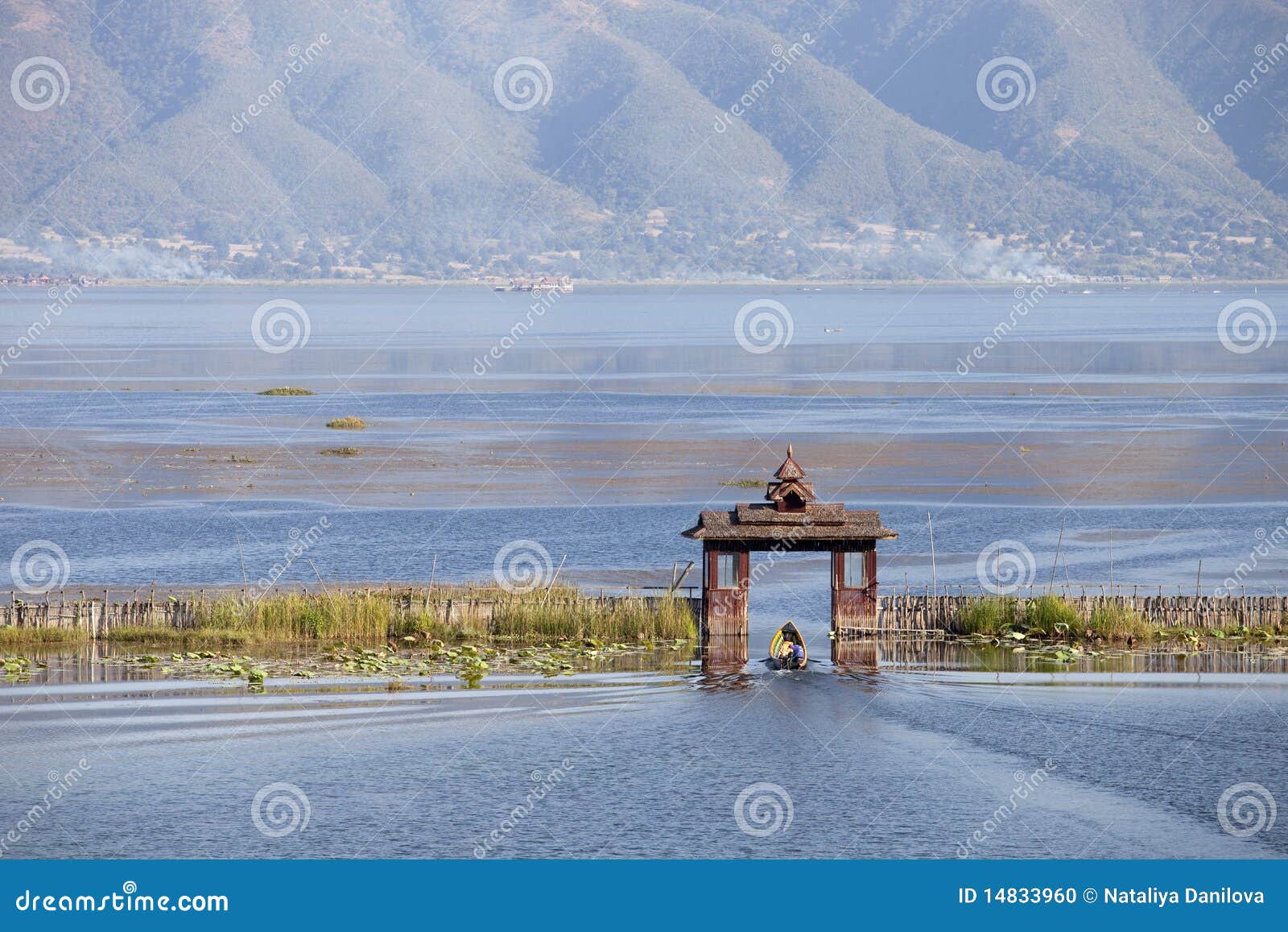 Boat gate on a lake stock photo. Image of horizon, asian - 14833960