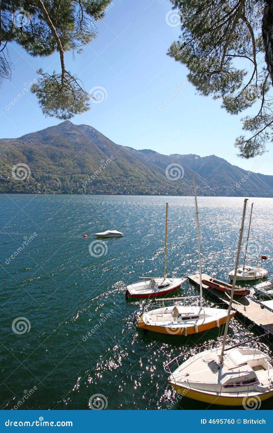 Boat on the Lake of Como, Italy Stock Photo - Image of italy, lake: 4695760