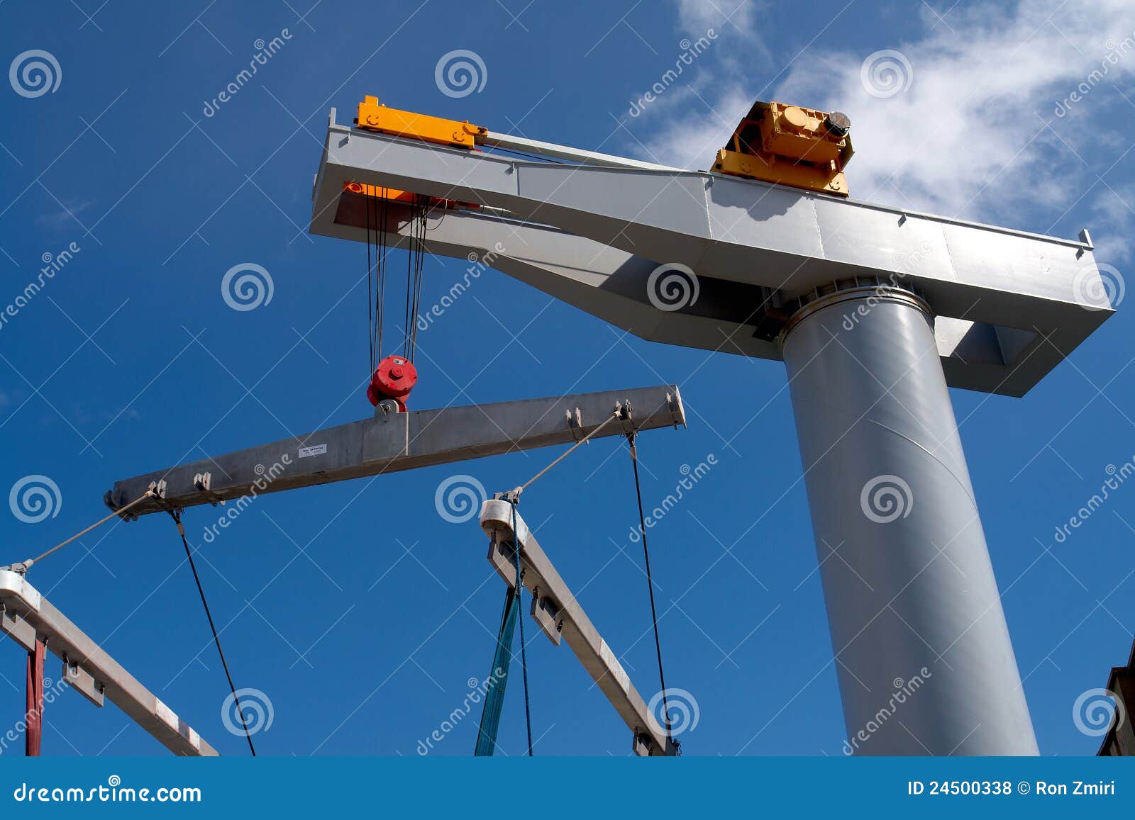 Boat Lifter Crane Horizontal Image Stock Photo - Image of jetty, boat ...