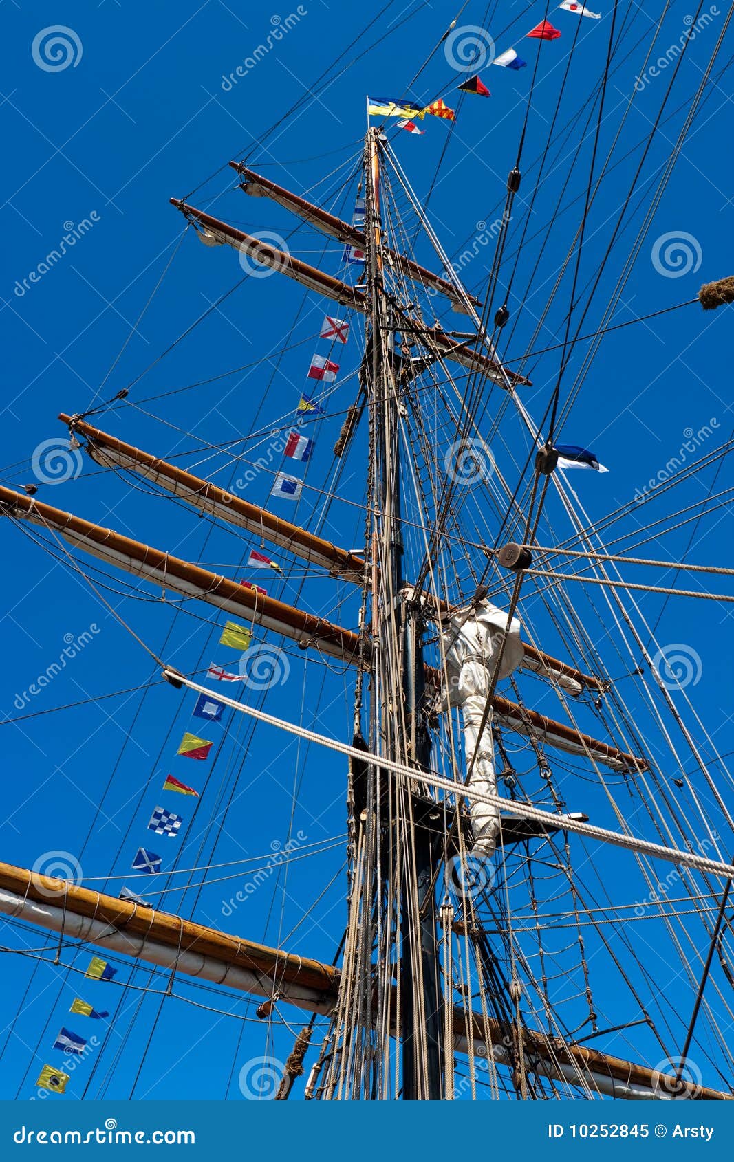 Boat mast stock image. Image of ship, rope, boat, rigging - 10252845