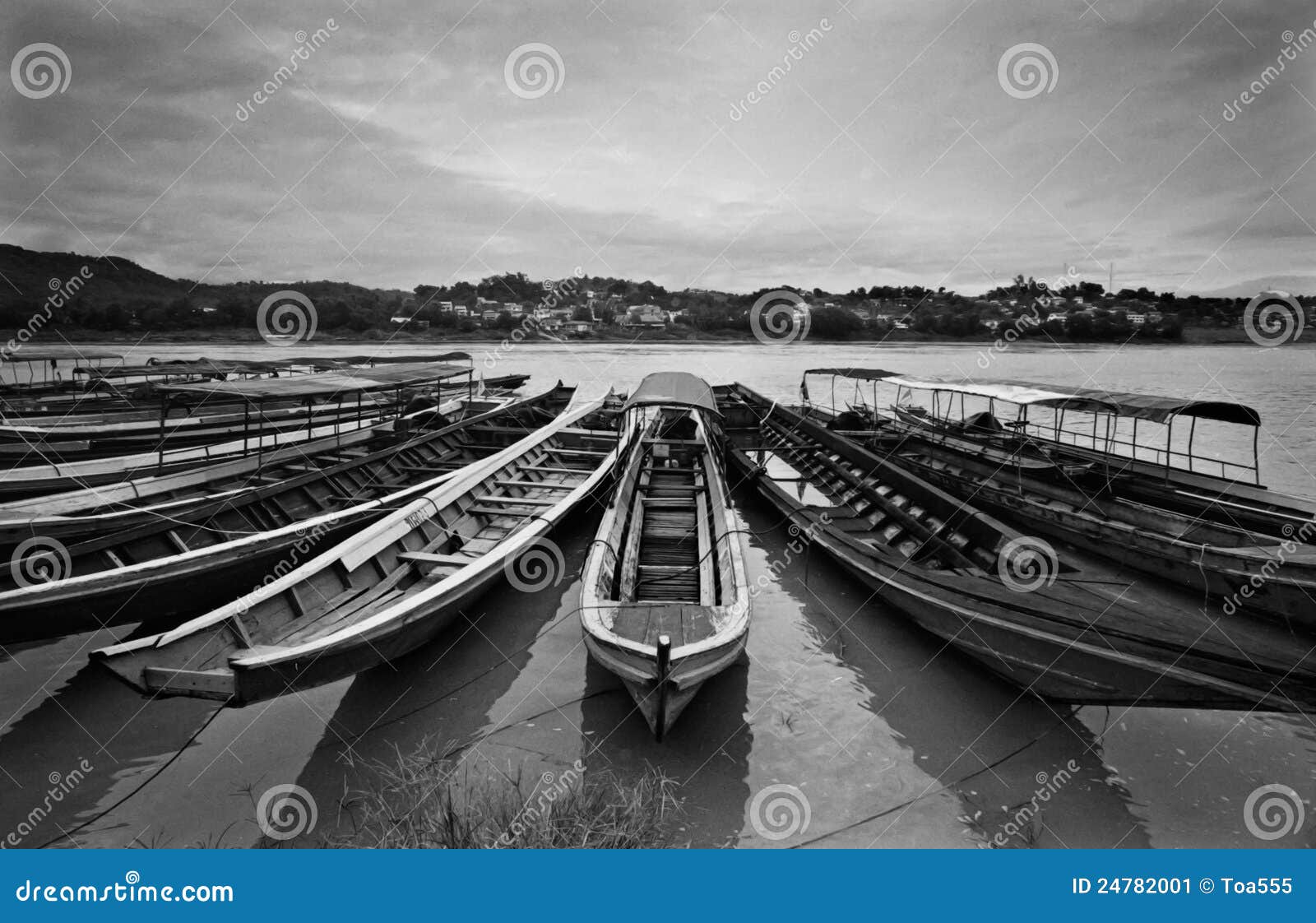 Boat in Mekong River at Thailand-loas Border Stock Image - Image of ...