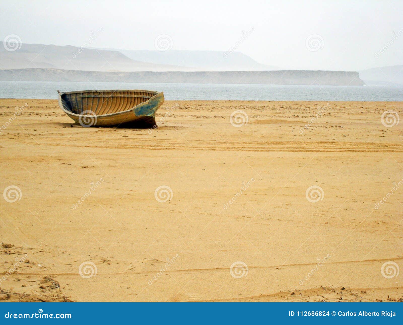 Boat in the Middle of the Desert Stock Photo - Image of port, asia ...