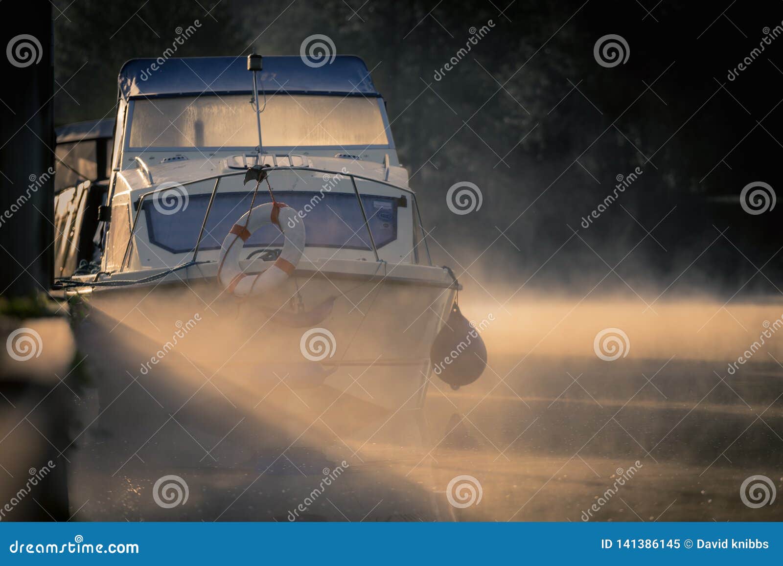 Boat in Mist on River Avon at Sunrise Stock Image - Image of sunbeam ...