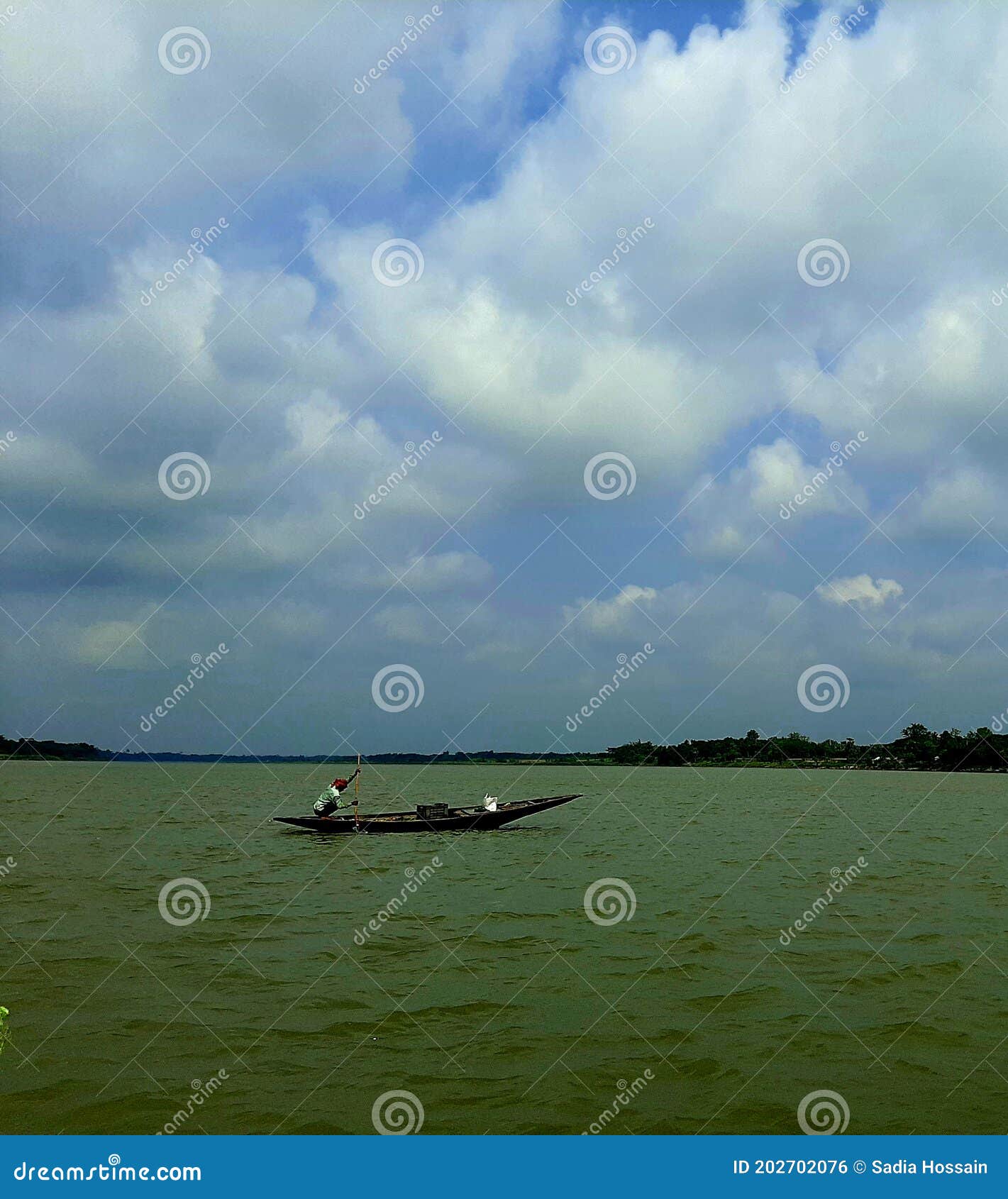 Boat paddle beach editorial photo. Image of wind, watercraft - 202702076