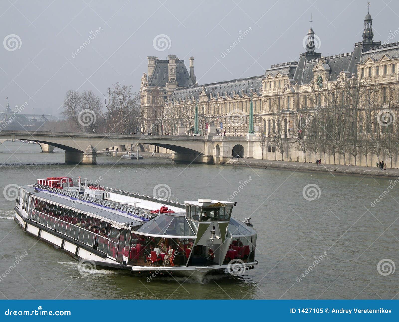 Boat on the Paris stock image. Image of green, spring - 1427105