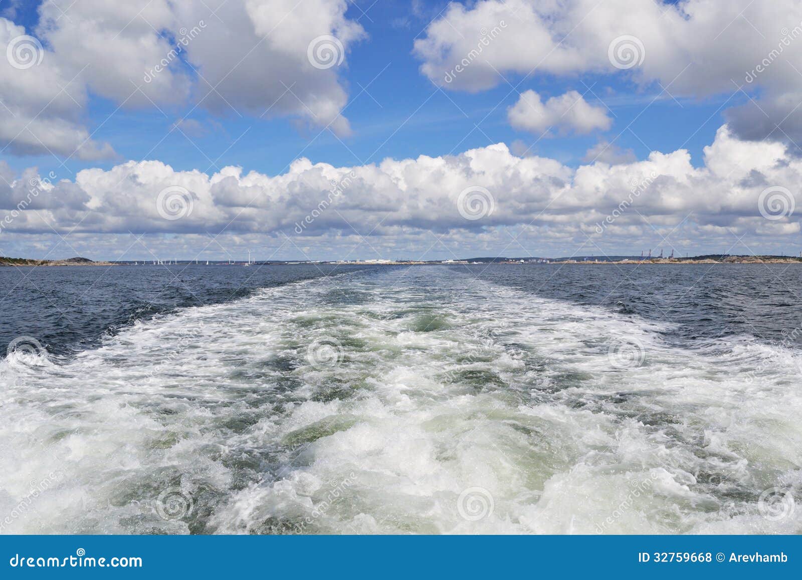 Boat path on water stock photo. Image of motor, route - 32759668