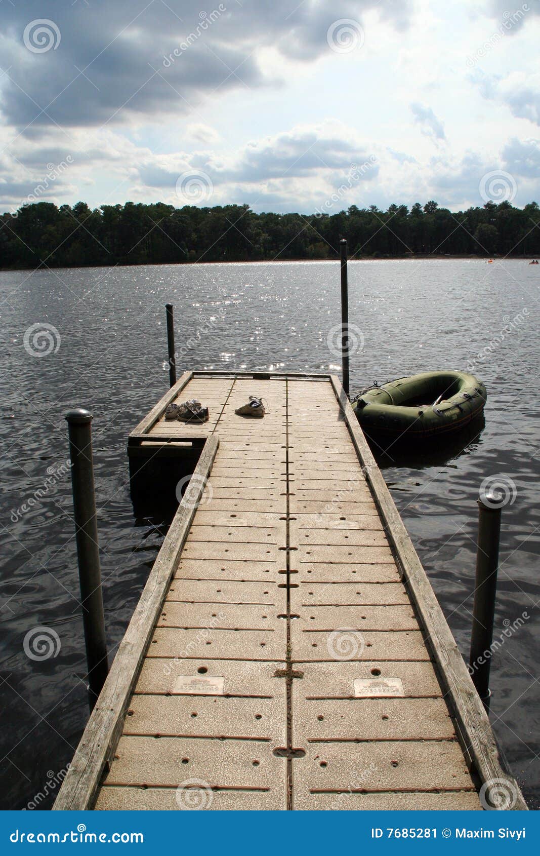 Boat At Pier Royalty-Free Stock Photo | CartoonDealer.com #24509865
