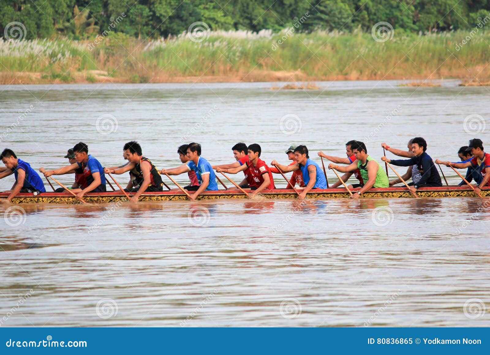 Boat racing editorial image. Image of practice, paddle - 80836865