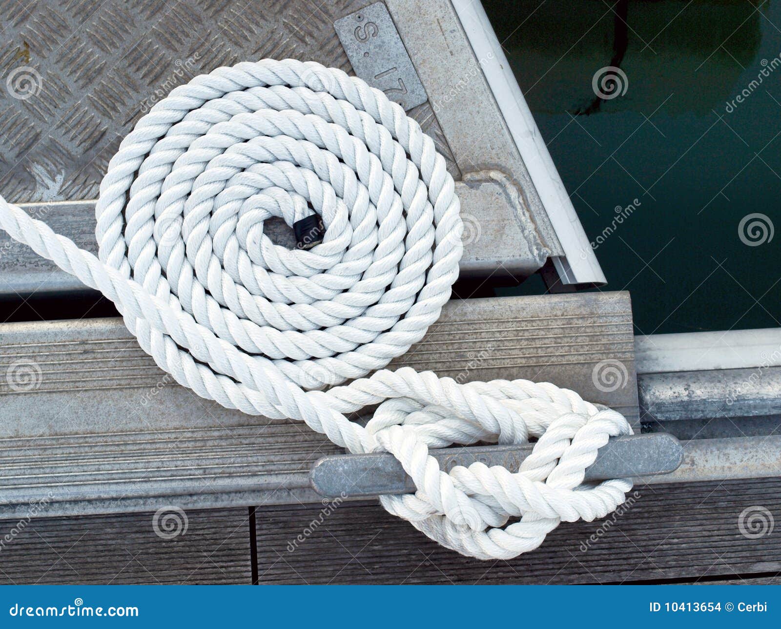 Boat rope stock photo. Image of circle, docking, jetty - 10413654