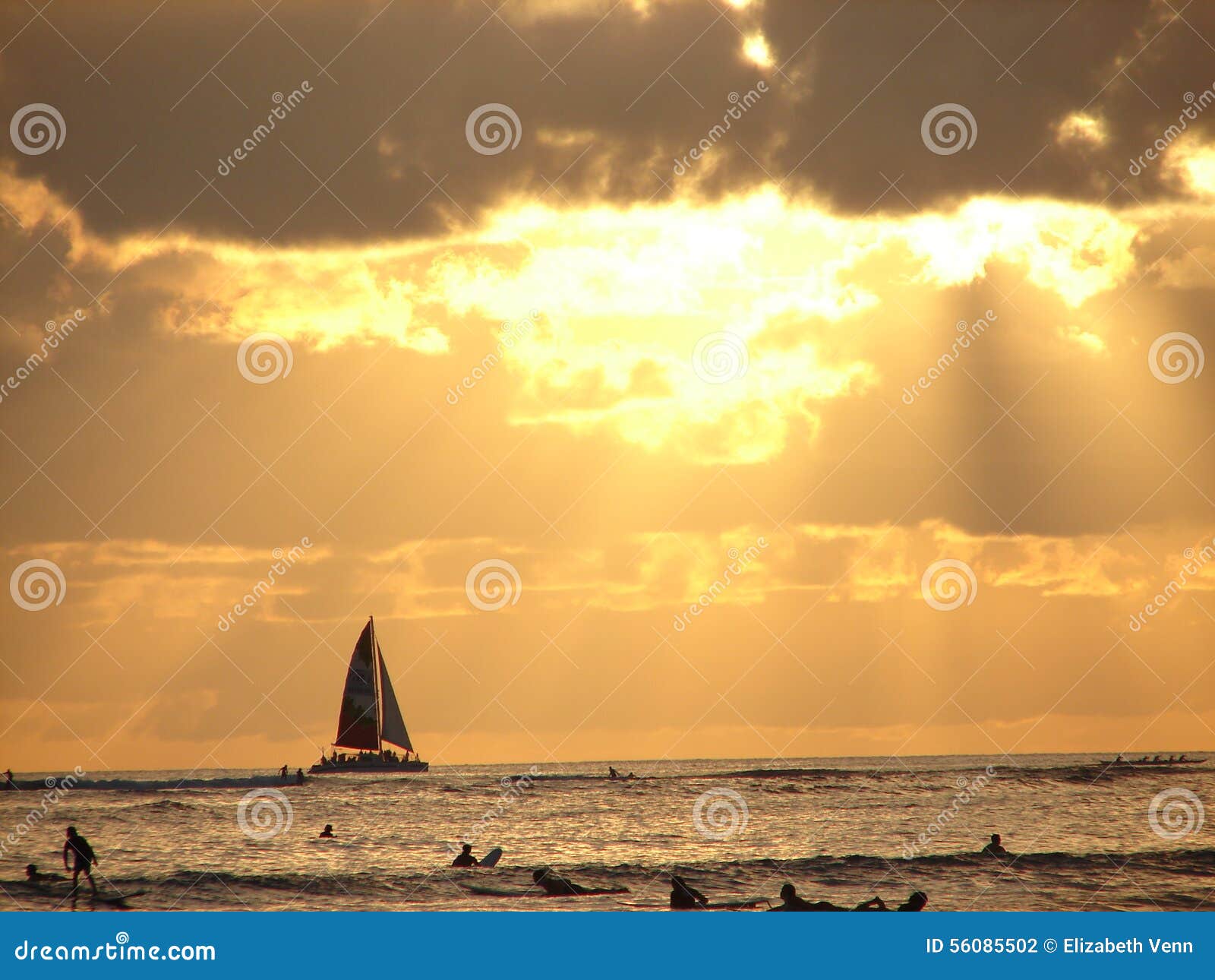 Boat in Sunset editorial photography. Image of hawaii - 56085502