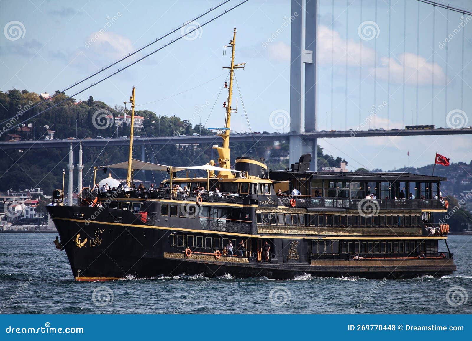 04-09-2021 Istanbul-Turkey: Boat Tour in Istanbul Bosphorus Editorial ...