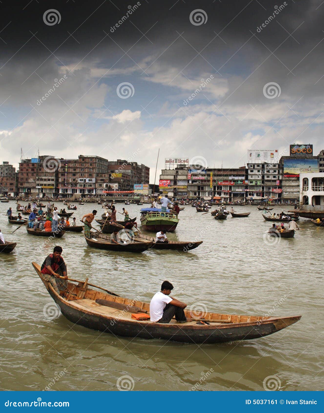 Boat Traffic on Buriganga River Editorial Photo - Image of south ...