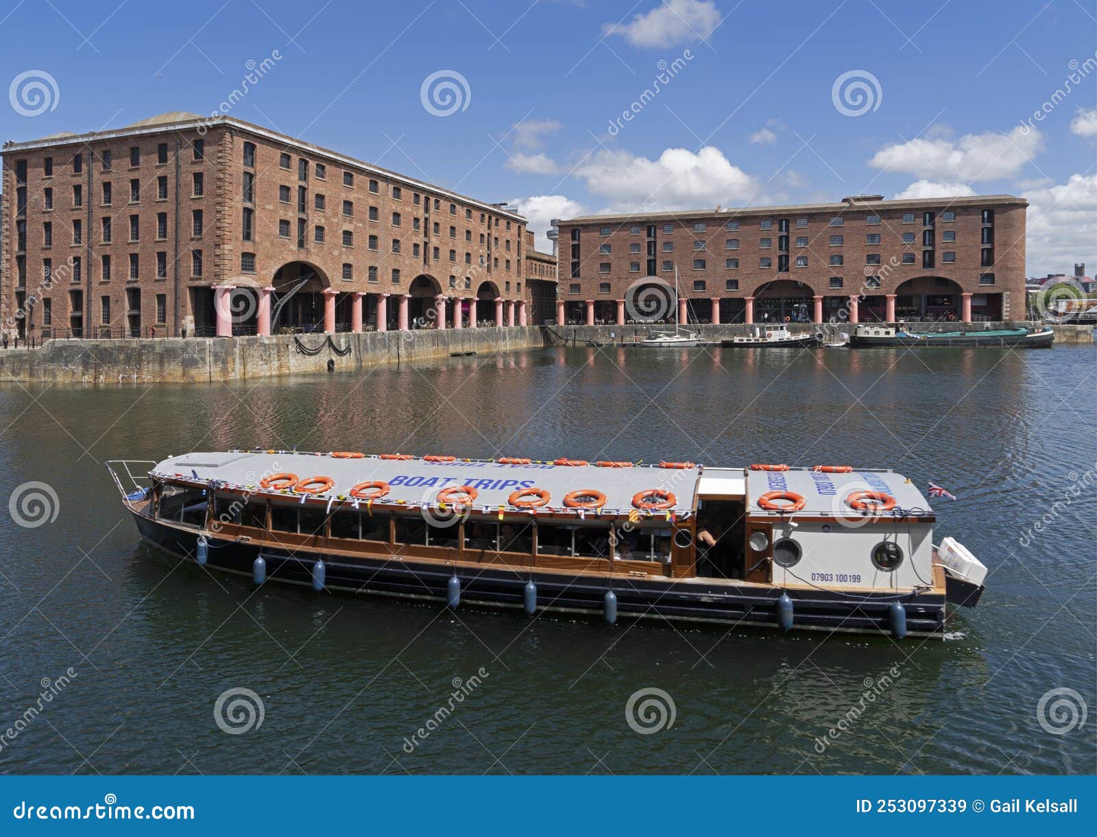 Boat Trips Albert Dock Liverpool Editorial Stock Image - Image of ...