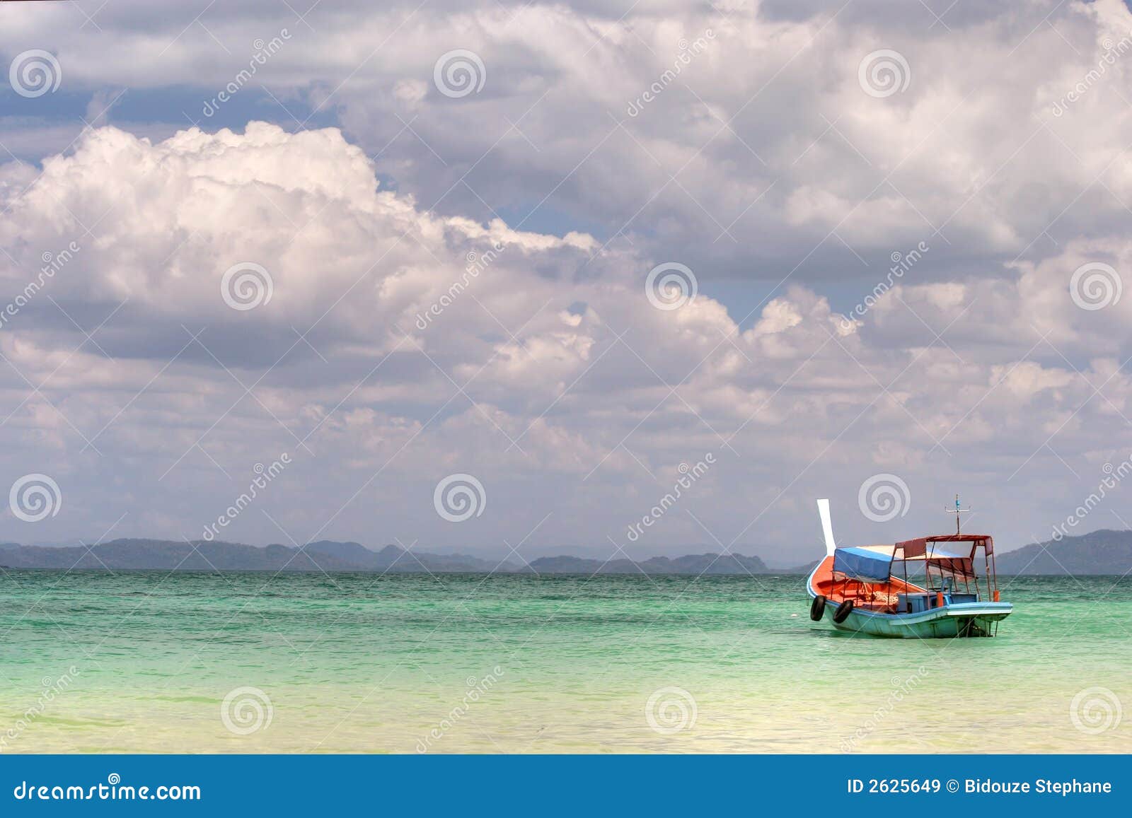 Boat on turquoise stock image. Image of summer, fishing - 2625649