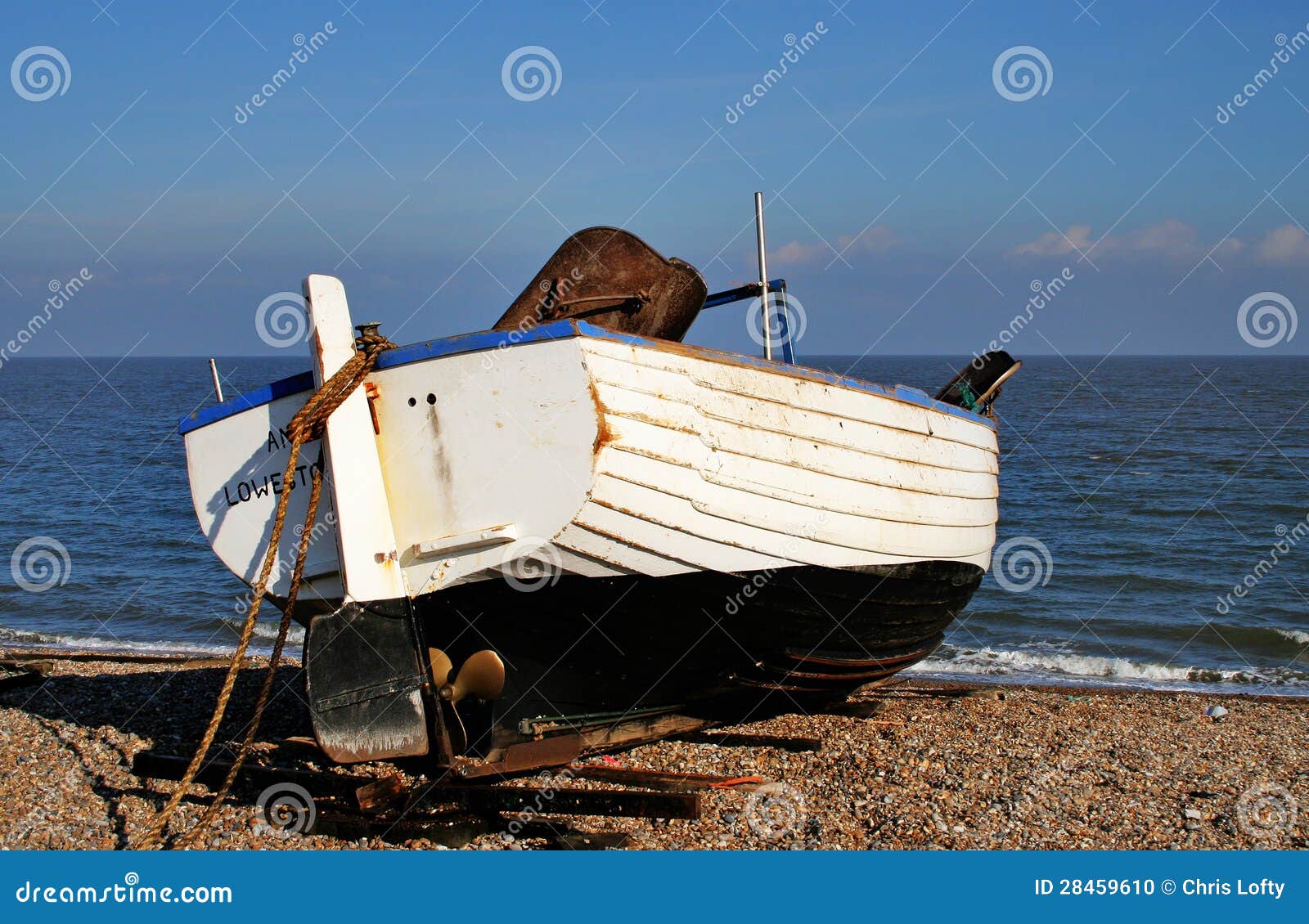 Boats Beached on a Shingle Beach Stock Photo - Image of craft, sailing ...