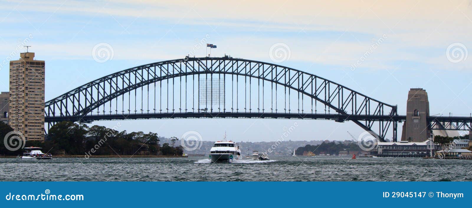 Boats Under Harbour Bridge Picture. Image: 29045147
