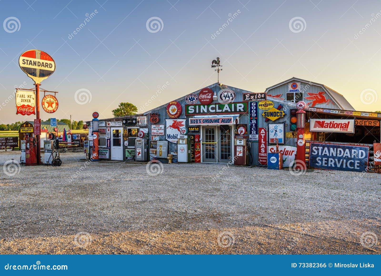 Bob S Gasoline Alley on Historic Route 66 in Missouri Editorial Photo ... Bob S Gasoline Alley on Historic Route 66 in Missouri Editorial Photo ...