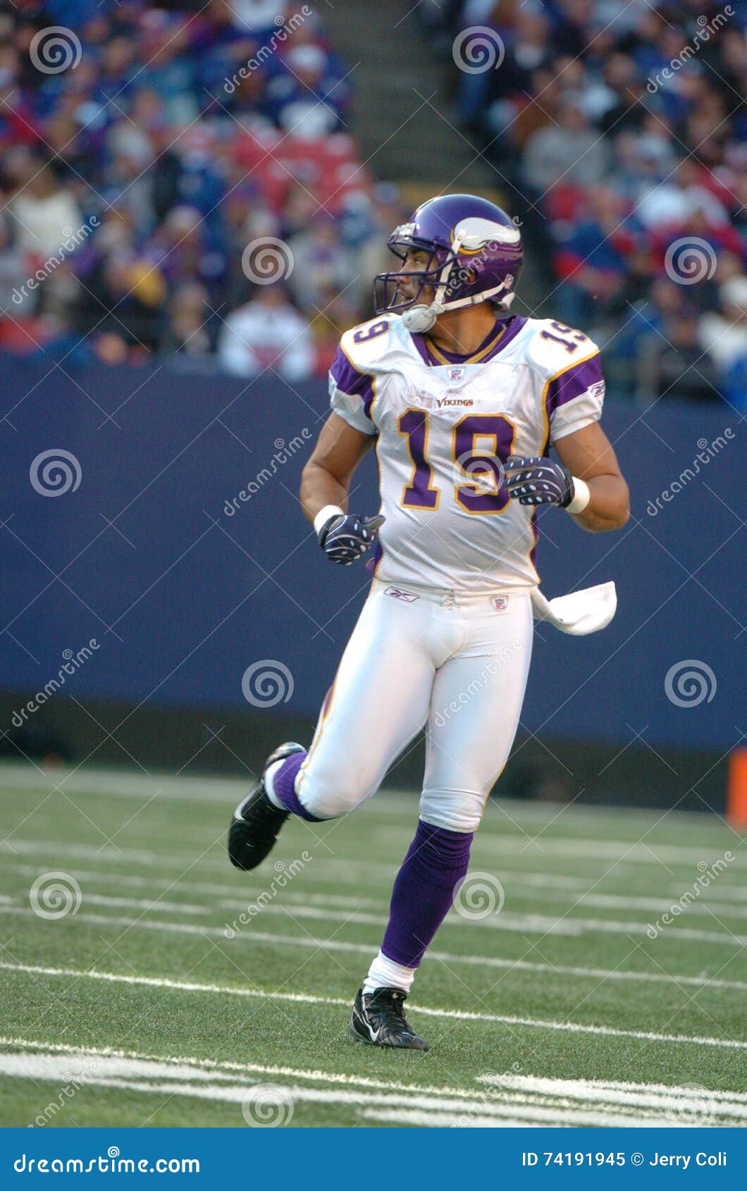 Bobby Wade editorial image. Image of league, national - 74191945