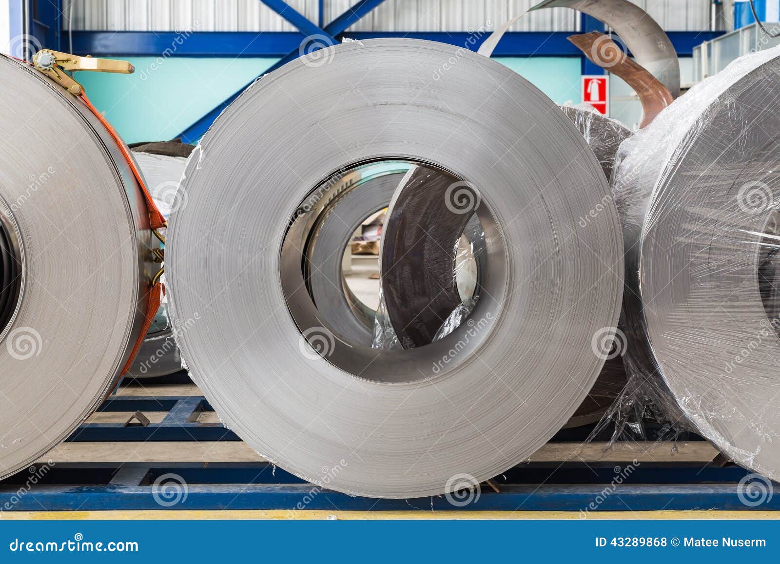 Bobines d'acier photo stock. Image du production, fabriquez - 43289868