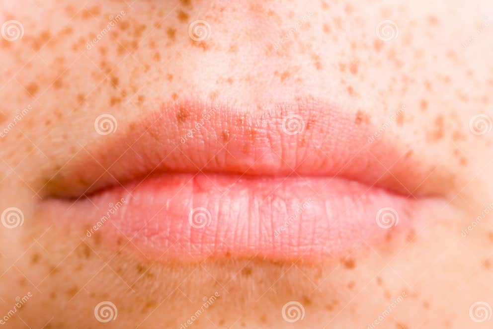 Boca fechada foto de stock. Imagem de pessoa, mulher - 10390478