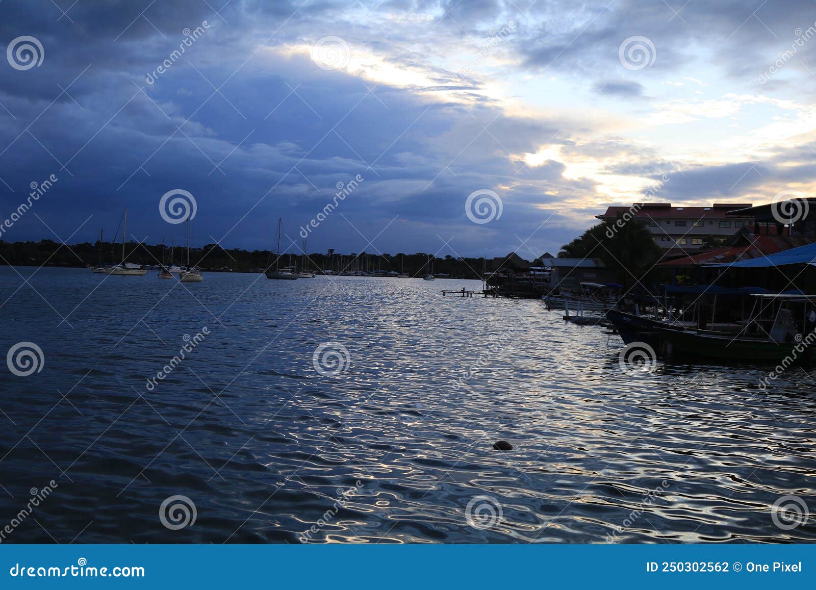 Bocas del toro isla colon foto de archivo. Imagen de vecindad - 250302562