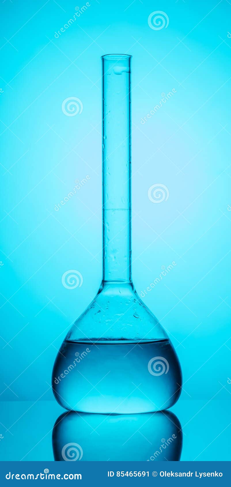 Boccetta Chimica Con Liquido Immagine Stock - Immagine di scientifico ...