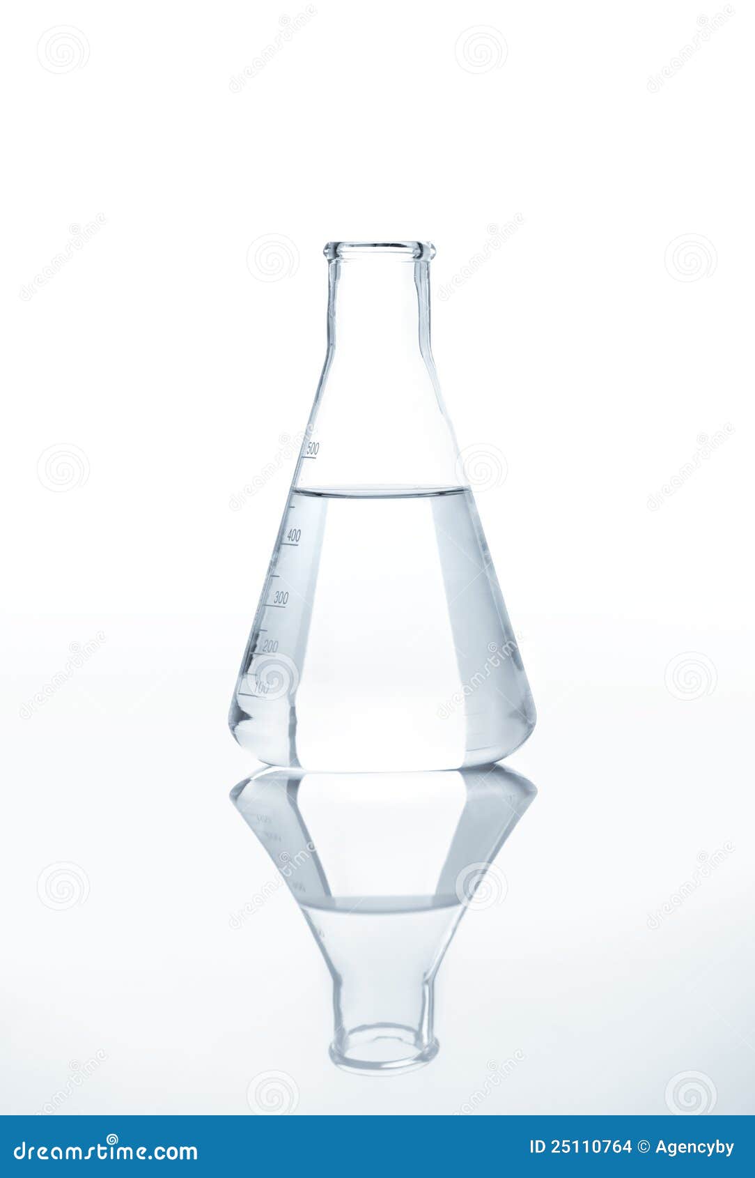 Boccetta Del Laboratorio Con Un Liquido Libero Fotografia Stock ...