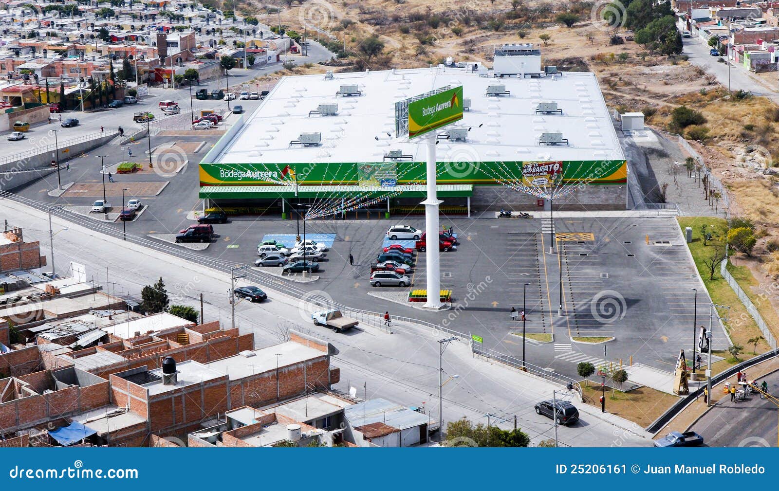 Bodega Aurrera Supermarket, Walmart Chain Editorial Photo - Image of ...